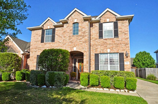 Waste Containers Waste Management - The Dedicated House