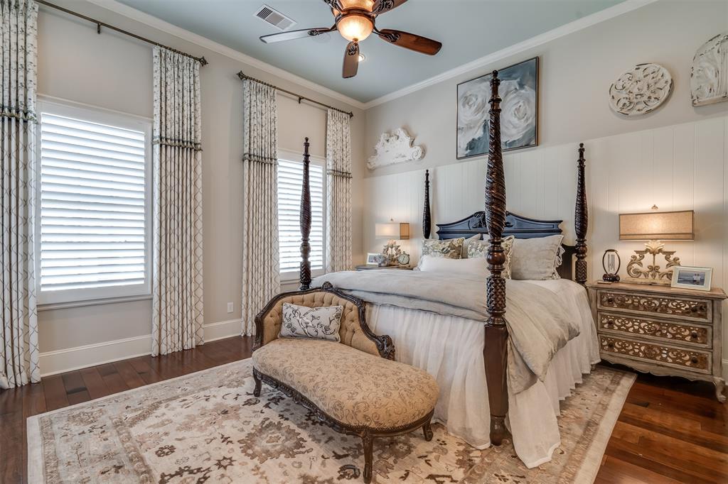 The Enduring Appeal of Poster Beds - The Dedicated House