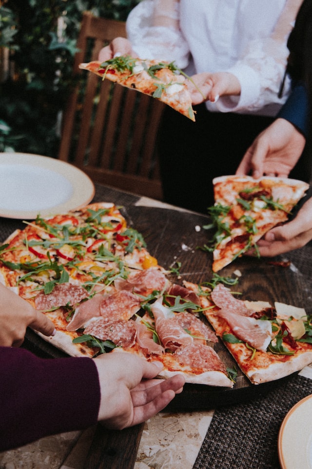 Hosting a Memorable Pizza Party - The Dedicated House