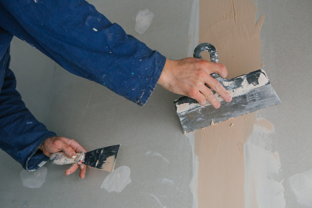 Plastering Your Wall - The Dedicated House