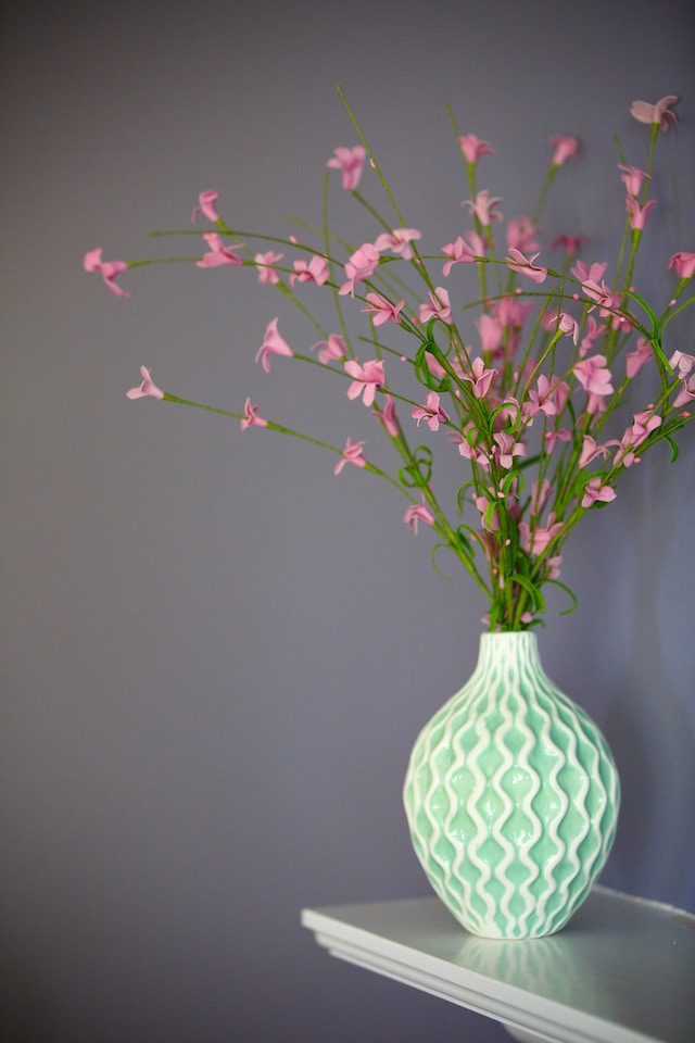 Vasesource: How to Find the Best Vases Online - The Dedicated House