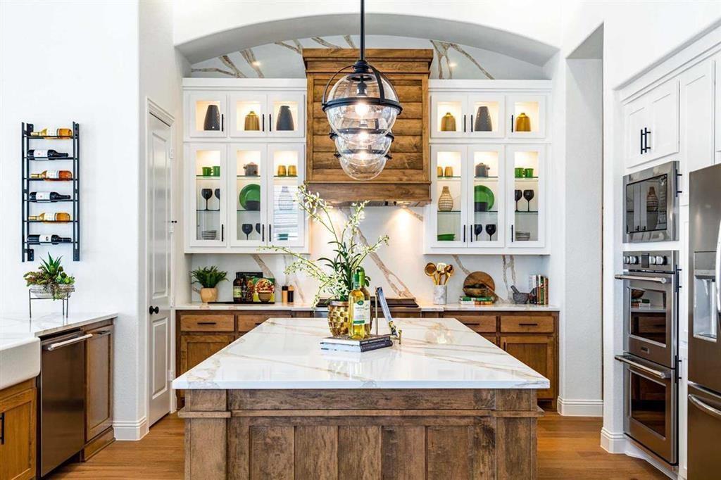 Ultimate Guide to Selecting Kitchen Cabinets for Your Home