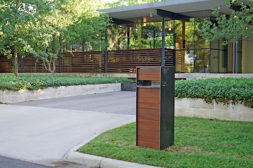 The Perfect Post-Mounted Mailbox - The Dedicated House