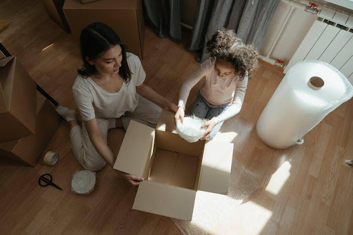 How to Downsize Without the Stress Before a Move - The Dedicated House